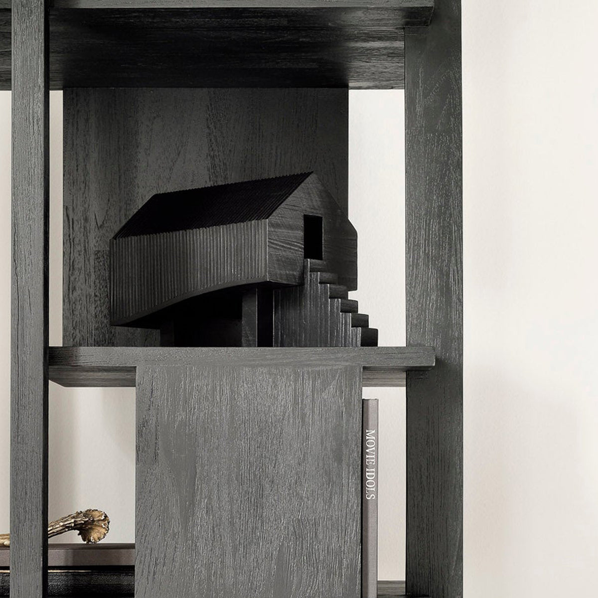 Black Farm House Object – Ethnicraft – Viesso