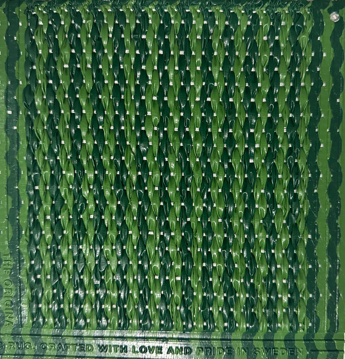 Grass Green-Dark Green (Sample) – Pappelina (Samples) – Viesso