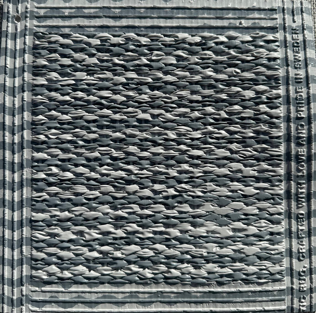 Storm-Light Grey (Sample) – Pappelina (Samples) – Viesso