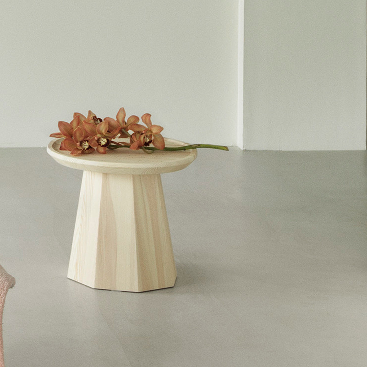Pine Table – Normann Copenhagen – Viesso