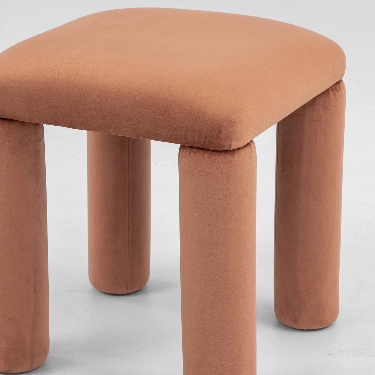 Temi Stool – Sun at Six – Viesso
